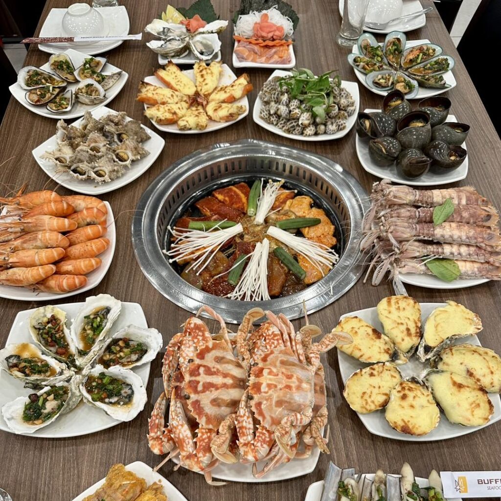 Buffet Poseidon Lê Văn Lương - Buffet Hải Sản Cao Cấp